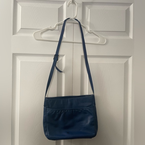 toni genuine leather | Bags | Vintage Toni Genuine Leather Blue Purse ...